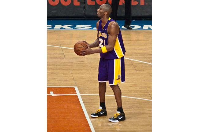 NBA／教練盼Kobe主打低位 彌補因傷失去的運動能力 | 生活 | 三立新聞網 SETN.COM