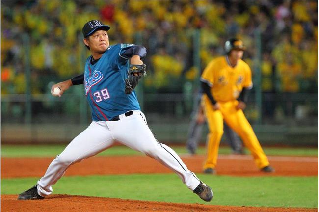 中職／Lamigo逆轉戰局8比3封王 曾兆豪榮膺MVP | 生活 | 三立新聞網 SETN.COM