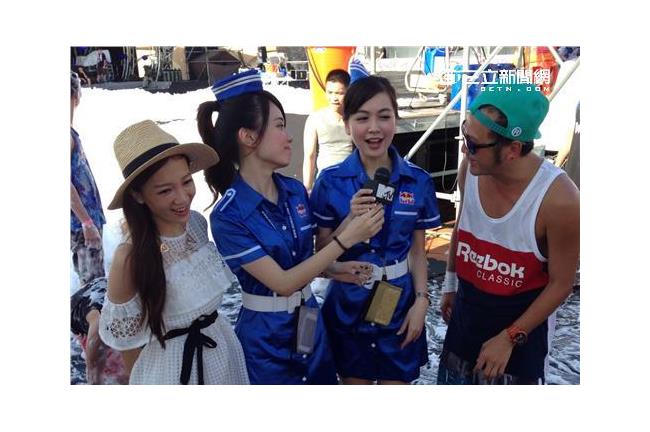 KID、EASON拿假蟑螂、觸電糖果罐 正妹們全嚇歪惹 | 娛樂星聞