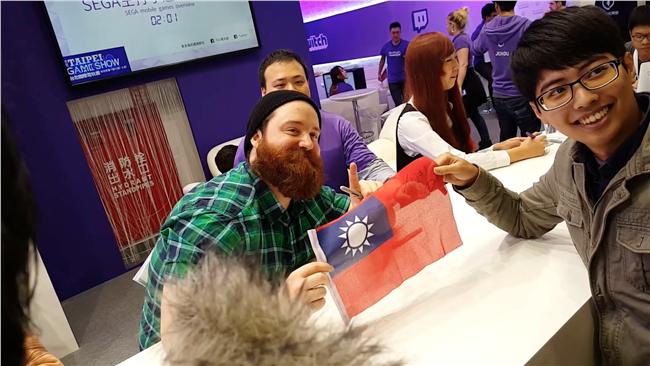 獨家影音曝光！AngryPug鏡頭前爆吼台灣No.1 | 生活 | 三立新聞網 SETN.COM