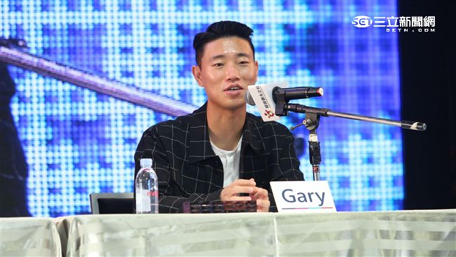 【圖輯】粉絲投懷送「公主抱」 Gary魅力席捲華山 | 娛樂星聞 | 三立新聞網 SETN.COM