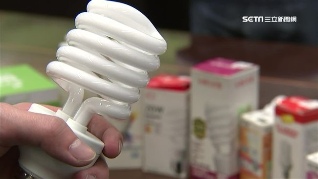 省電燈泡、LED燈泡哪種省電？台電曝它「完勝」：壽命還更長久 | 生活 | 三立新聞網 SETN.COM
