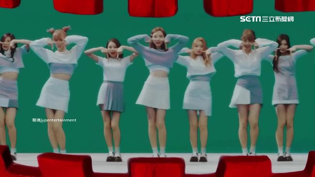 最夯女團！《TT》點擊率破2億 TWICE刷新紀錄 | 娛樂星聞