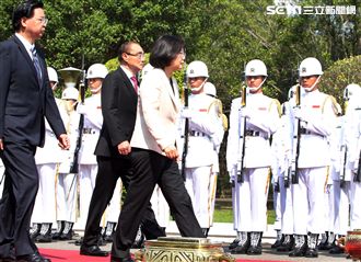 總統蔡英文出席106三軍六校畢業典禮｜娛樂圖輯｜娛樂星聞 STAR.SETN.COM