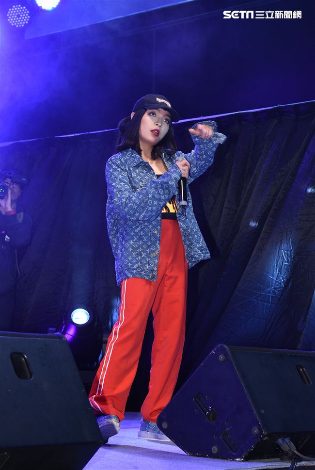 嘻哈女歌手VAVA專輯簽唱會｜娛樂圖輯｜娛樂星聞 STAR.SETN.COM