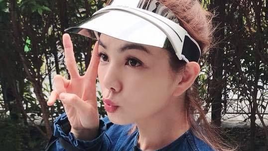 SHE未合體跨年歌迷哭哭 Ella「沒要封麥」給希望 | 娛樂星聞 | 三立新聞網 SETN.COM