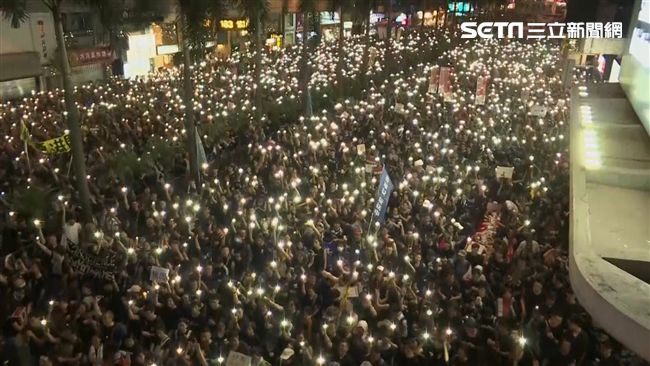 144萬港人「手機燈海」照亮香港！港府停修惡法平民怨 | 國際 | 三立新聞網 SETN.COM