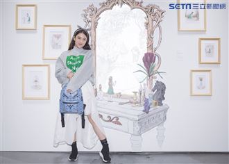 魅力女神拐拐攜手高人氣網紅一起玩穿搭｜娛樂圖輯｜娛樂星聞 STAR.SETN.COM