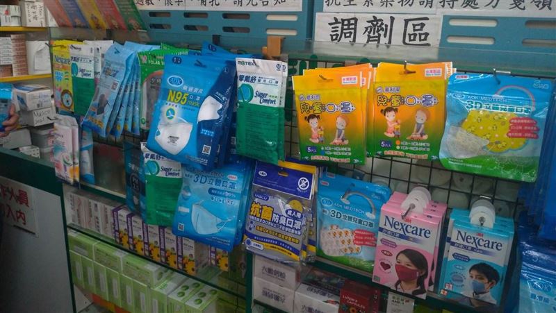 武漢肺炎／26飆漲到150元 網踢爆賣家賺N95黑心財 | 生活 | 三立新聞網 SETN.COM