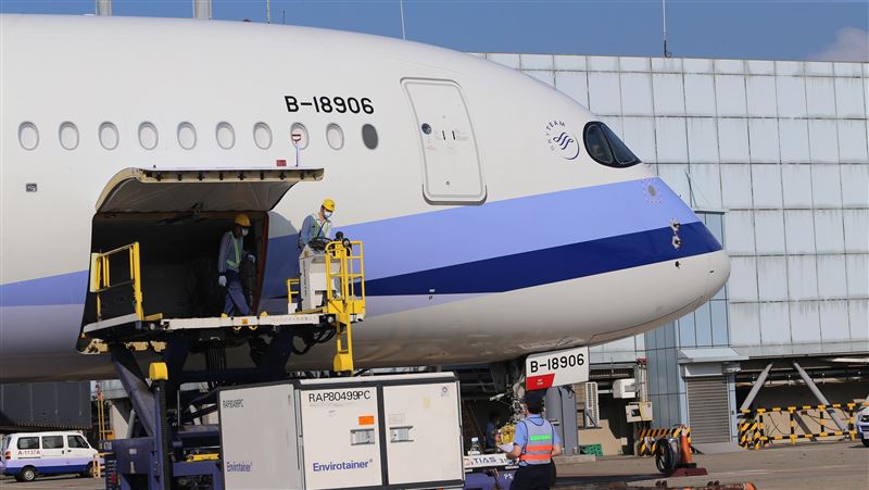 136萬劑AZ抵台效期曝光 陳時中：將滿足很大一部分人 | 健康 | 三立新聞網 SETN.COM