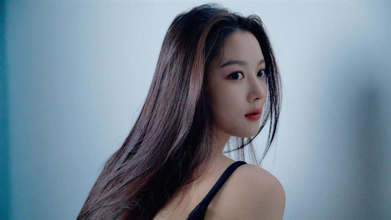 最美童星尺度帶開！轉身「全裸一片」性感春光電暈65萬人 | 娛樂星聞 | 三立新聞網 SETN.COM