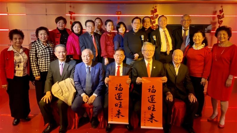 延續歷年傳統！駐法國代表吳志中走春拜年 僑界熱情歡迎 | 政治 | 三立新聞網 SETN.COM