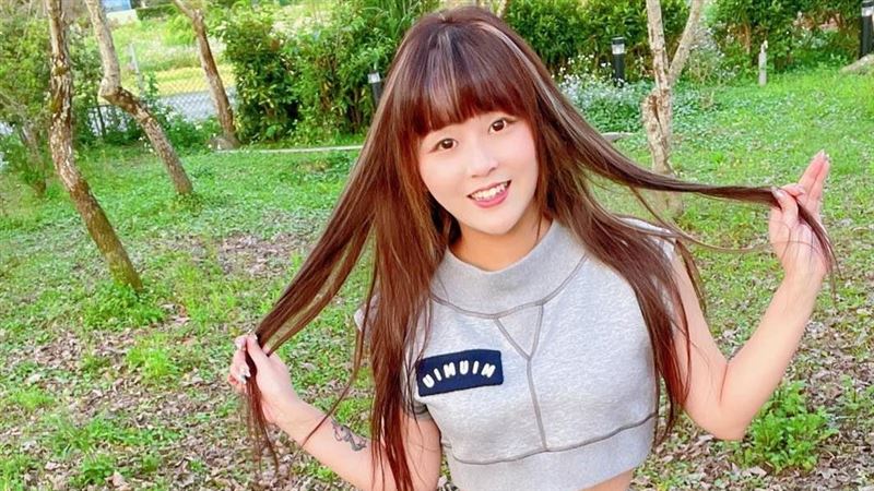 25歲買6千萬豪宅！丟丟妹曝月賺2億內幕 禁兒子看直播 | 娛樂星聞