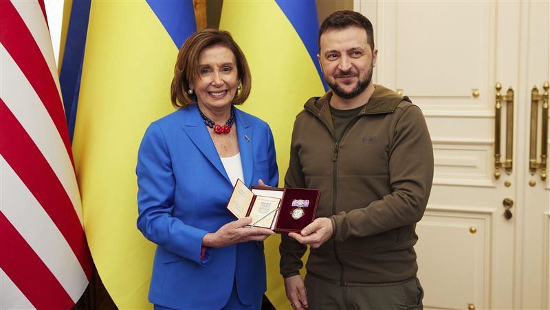 裴洛西訪基輔承諾繼續援助：烏克蘭絕不向惡霸屈服 | 國際 | 三立新聞網 SETN.COM