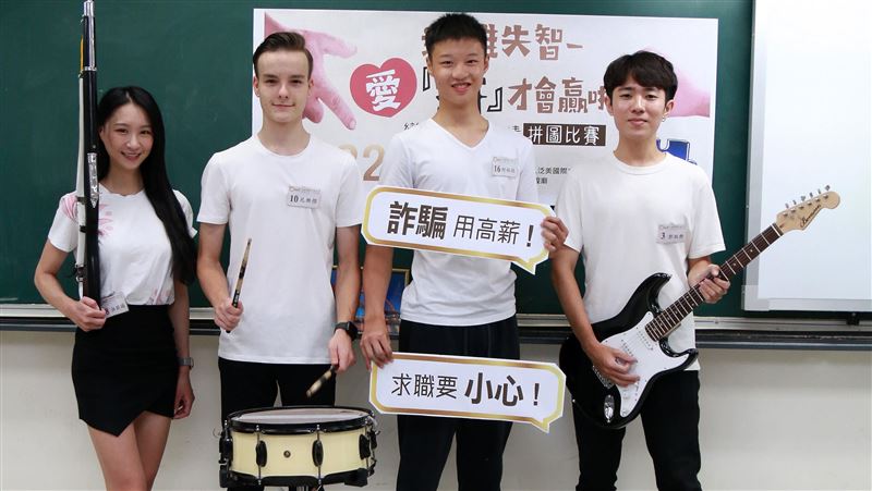 小心柬埔寨人蛇詐騙！台劇男神何豪傑185公分帥兒曝光了 | 娛樂星聞 | 三立新聞網 SETN.COM