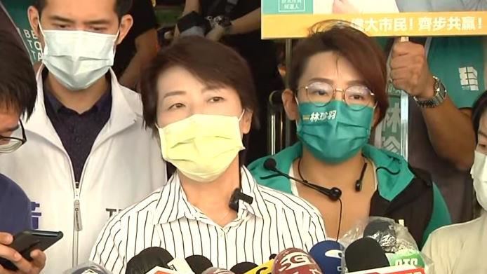 敬老金660元嗶卡領挨轟！黃珊珊曝「當選將沿用」 特殊困難者採轉帳 | 政治 | 三立新聞網 SETN.COM