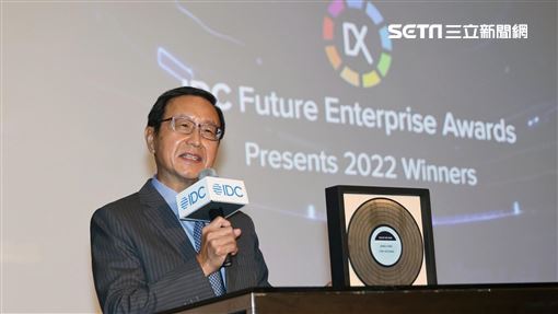 首位台灣企業領袖獲獎！中信金總座陳佳文榮獲「亞太年度CEO」 | 三立iNEWS | 三立新聞網 SETN.COM