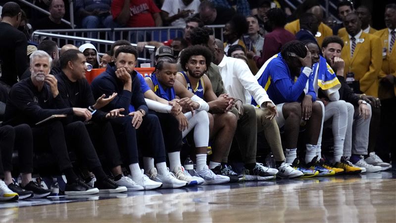 「浪花兄弟」壁上觀 鵜鶘3劍客轟62分！勇士苦吞5連敗 | 運動 | 三立新聞網 SETN.COM