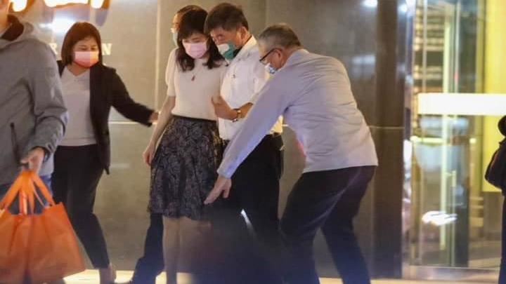 抹黑陳時中鹹豬手⋯徐巧芯曝47秒片！北市聯醫：副院長夫妻「現況不好」 | 政治 | 三立新聞網 SETN.COM