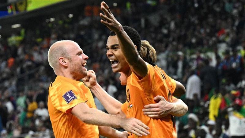 卡達世足／激戰83分鐘頭球破網 荷蘭險勝塞內加爾 | 運動 | 三立新聞網 SETN.COM