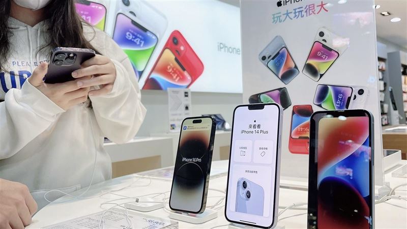 聖誕禮物送手機！iPhone、三星、OPPO 最便宜5千有找 | 科技 | 三立新聞網 SETN.COM