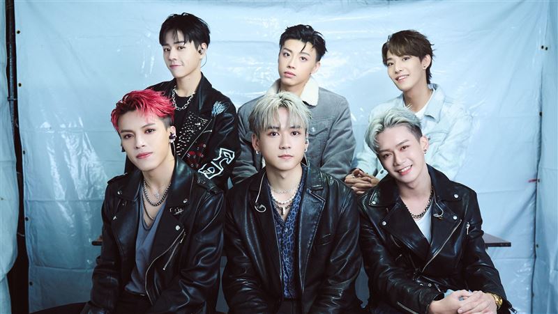 出道2個月！鮮肉男團Ozone秒飛韓國 無預警曝「大驚喜」 | 娛樂星聞