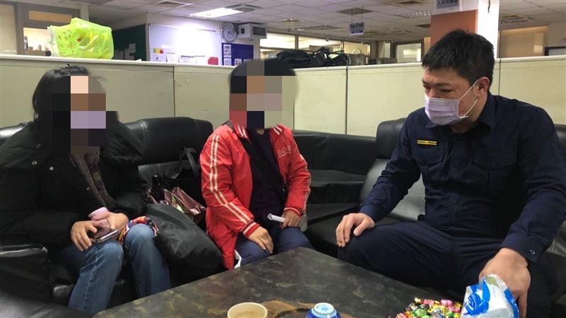 新北女心情低落！打110報案電話「痛哭失聲」 板橋警急尋挽救她 | 社會 | 三立新聞網 SETN.COM