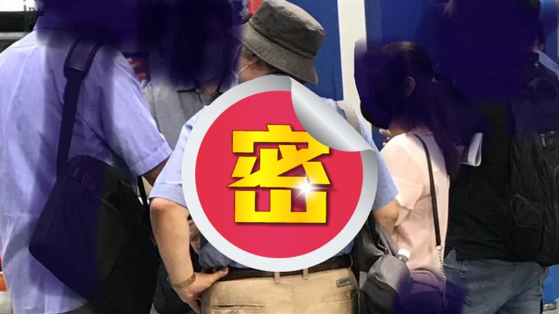 阿伯穿西裝「兔hot」！7000人見1亮點秒笑翻：他是playboy | 生活 | 三立新聞網 SETN.COM