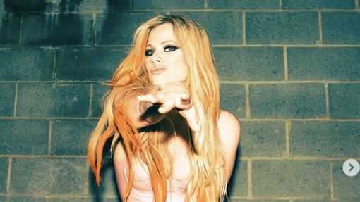 搶先開箱愛瘋14Pro！Joeman爆結果有「這缺點」 | 娛樂星聞