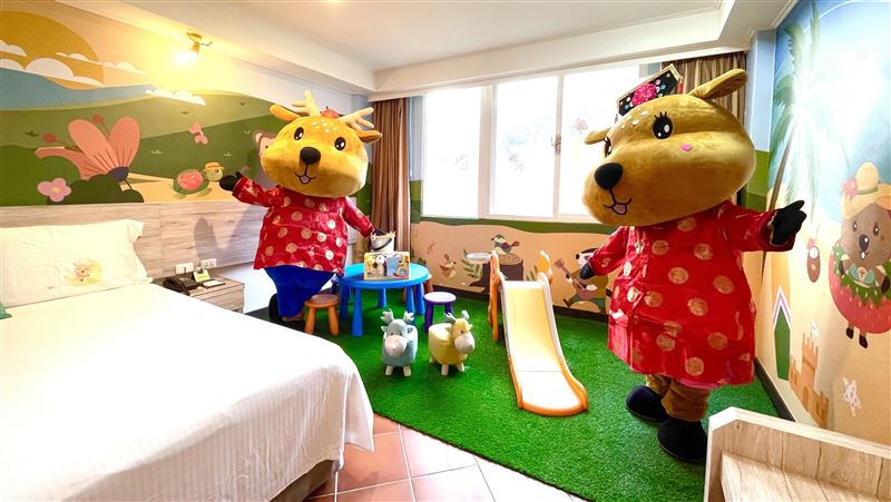 下樓就是海灘！228連假星級飯店「900元有找」 優惠看這裡 | 旅遊 | 三立新聞網 SETN.COM