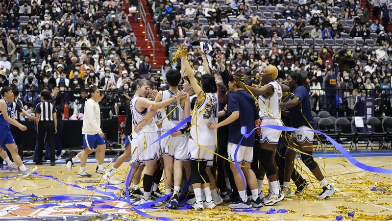 UBA世新女籃扳倒文化 完成4連霸 | 運動 | 三立新聞網 SETN.COM