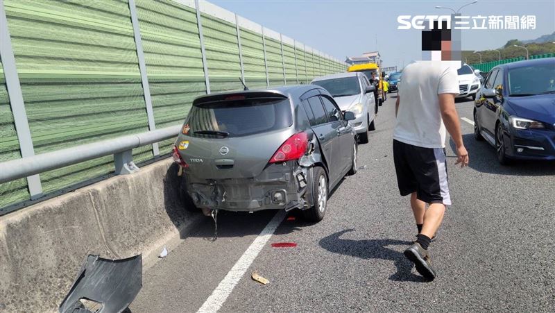台中台74線3車連撞5人受傷 警到場協助意外揪出被害人「酒駕」 | 社會 | 三立新聞網 SETN.COM