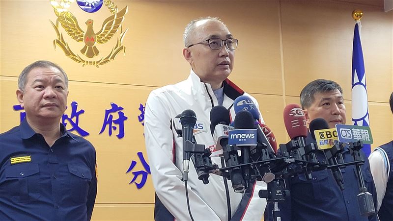 少年槍手狂轟51槍！新北警震怒今晚封城擴大臨檢 掃蕩黑幫據點 | 社會 | 三立新聞網 SETN.COM