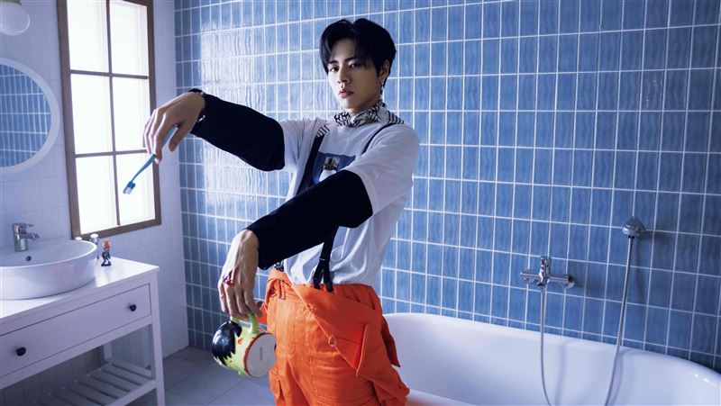 Ozone佳辰不藏了！自招被「校花」吸引 羞吐：像回到18歲 | 娛樂星聞 | 三立新聞網 SETN.COM