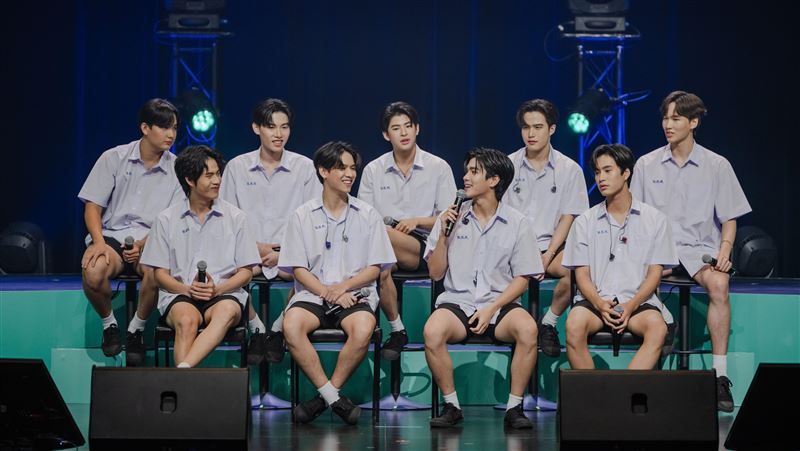 泰劇BL鮮肉演員訪台！男男CP「十指緊扣、貼臉告白」成高潮 | 娛樂星聞 | 三立新聞網 SETN.COM