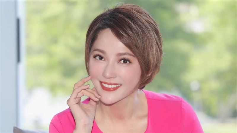 獨家／息影12年復出！本土劇女星「售160坪千萬豪宅」舉家移居近況曝光 | 娛樂星聞 | 三立新聞網 SETN.COM