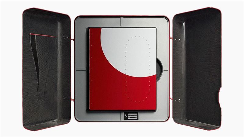 花60萬包裝一本書 天價「躍馬」限量書定價64萬 | 汽車 | 三立新聞網 SETN.COM