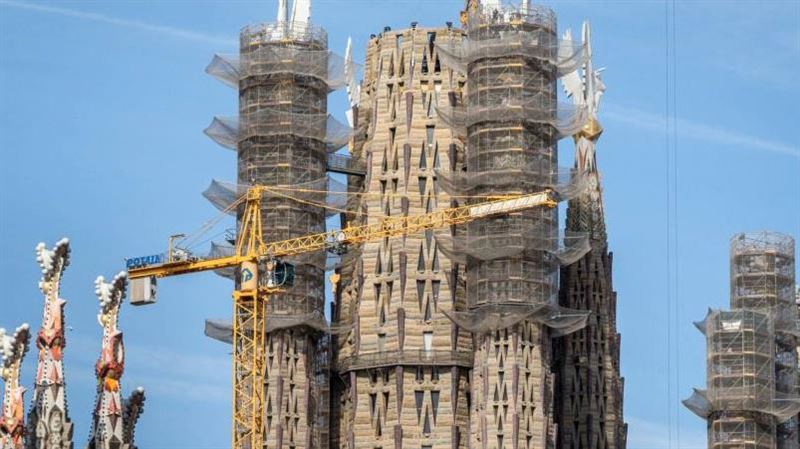 歷經140年的等待值得！巴塞隆納聖家堂5座塔樓完工 將成全球最高教堂 | 國際 | 三立新聞網 SETN.COM