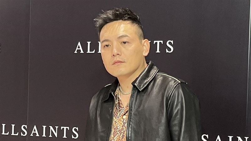 和樂天啦啦隊女神Yuri爆過夜情！春風緊張尬笑現身驚爆這1變化 | 娛樂星聞