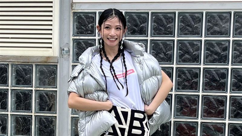 38歲李千娜喜懷3胎首露面！初期不穩臥床狂吐 4月驚人孕肚曝光了 | 娛樂星聞 | 三立新聞網 SETN.COM