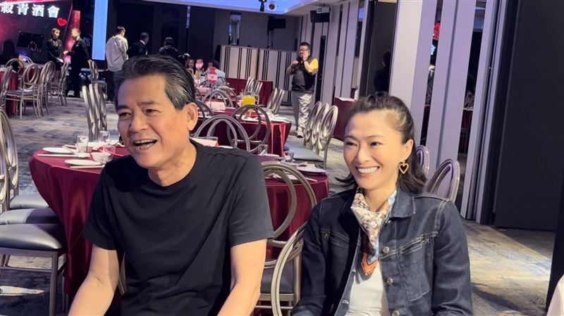 46歲侯怡君求子噴1000萬！月月插針生5年失敗 蕭大陸當水電工消瘦曝光 | 娛樂星聞 | 三立新聞網 SETN.COM