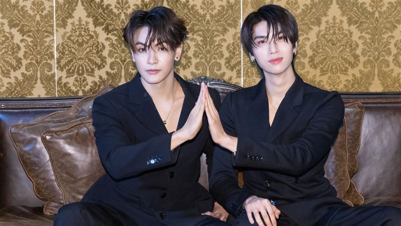 BL劇CP來台甜炸！Joong Dunk大讚彼此還貼掌心 加碼清唱中文歌超驚豔 | 娛樂星聞