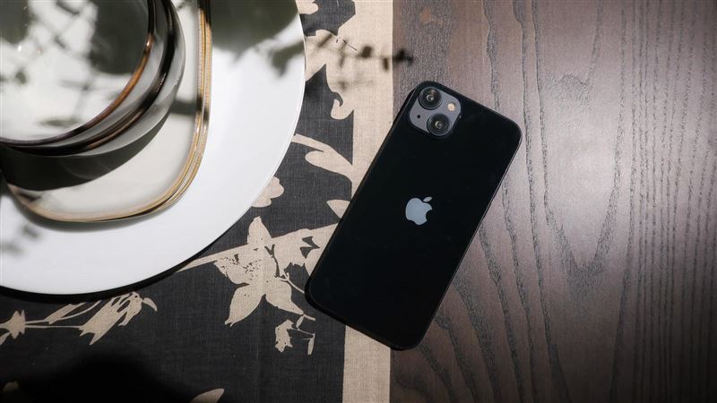 雙11過了還有折扣！iPhone15現折2千6 三星A54下殺62折 | 科技 | 三立新聞網 SETN.COM