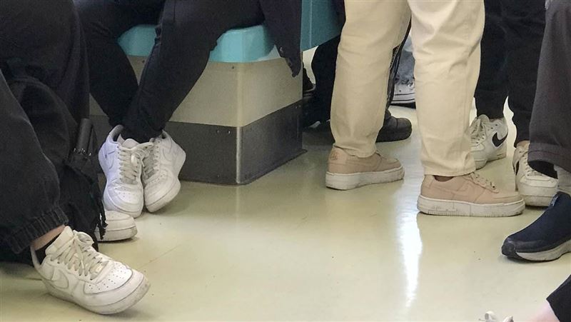 一進捷運…人人都穿這雙 Nike Air Force 1到底有多紅？ | 生活 | 三立新聞網 SETN.COM