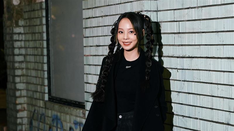 42歲孫淑媚辣成這樣！隔六年宣告回歸歌壇 不科學凍齡近照曝光 | 娛樂星聞 | 三立新聞網 SETN.COM