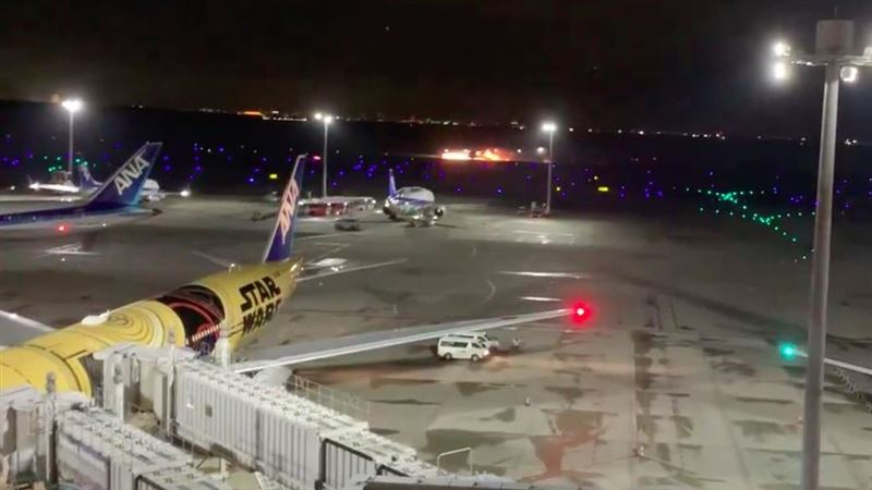 日航客機「90秒撤379人」堪稱奇蹟！乘客冷靜坐著等指令 | 國際 | 三立新聞網 SETN.COM