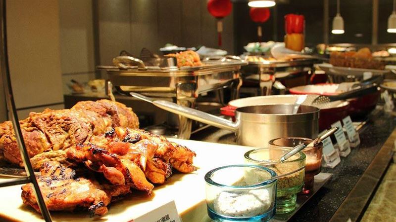 快拿身分證！「這天生日」五星飯店Buffet「買1送1」 當月壽星也有優惠 | 生活 | 三立新聞網 SETN.COM