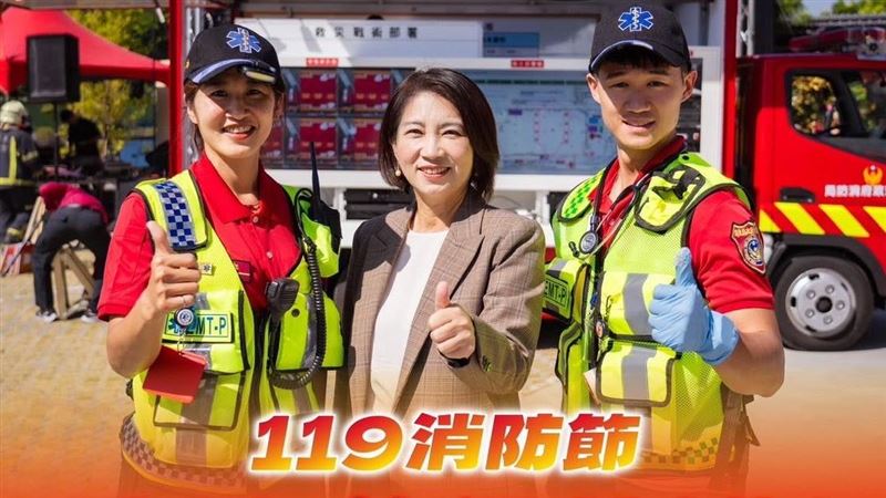今天119消防節！周春米致敬逆行英雄...憶「屏東1憾事」：責無旁貸 | 政治 | 三立新聞網 SETN.COM