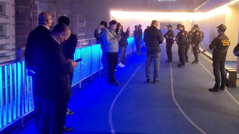 NET商場恐充公！基隆東岸商場易主 大批警力「配合換鎖」驚見黑衣人 | 社會 | 三立新聞網 SETN.COM