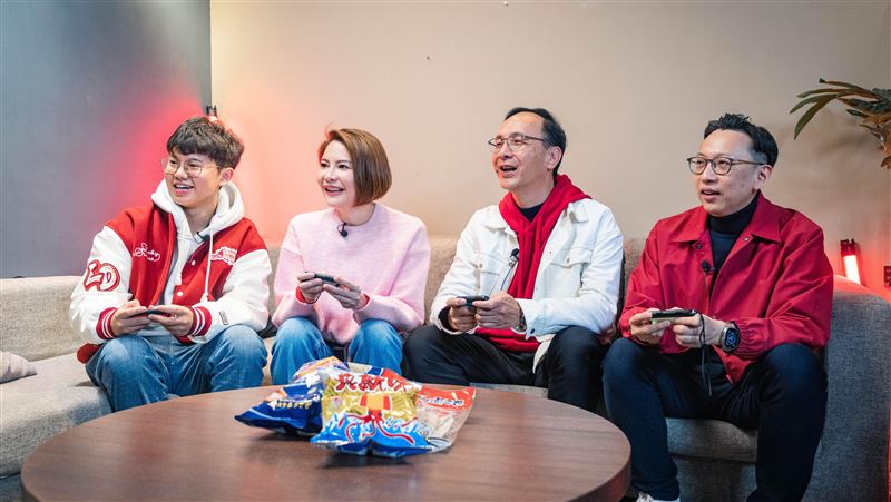 初三打電動！朱立倫call不分區立委陳菁徽、葛如鈞PK 他輸慘 | 政治 | 三立新聞網 SETN.COM